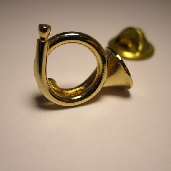 Vintage | Jewelry | Vintage Gold Tone Musical Horn Pin | Poshmark